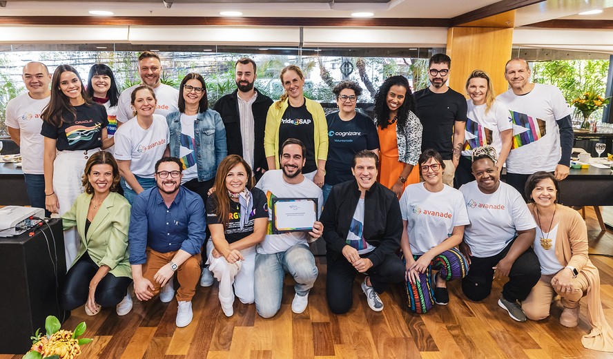 Accenture reúne consultorias de negócios e TI em projeto pela ...