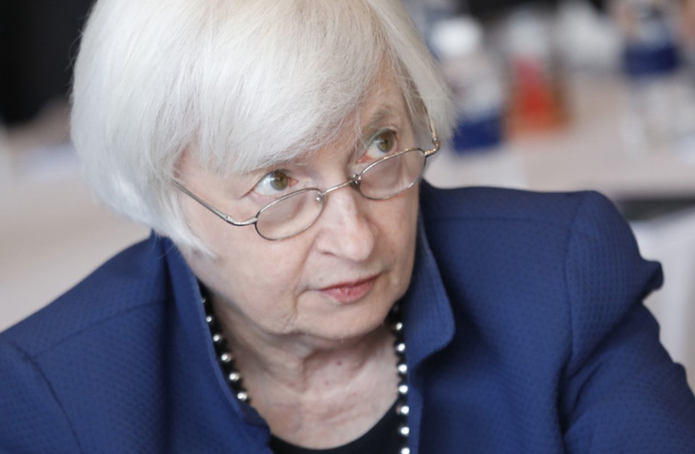 Indicada ao Tesouro por Biden, Yellen defende mais estímulos para a ...