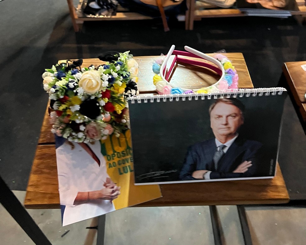 Evento conservador vende itens de loja de Bolsonaro | Política | Valor ...
