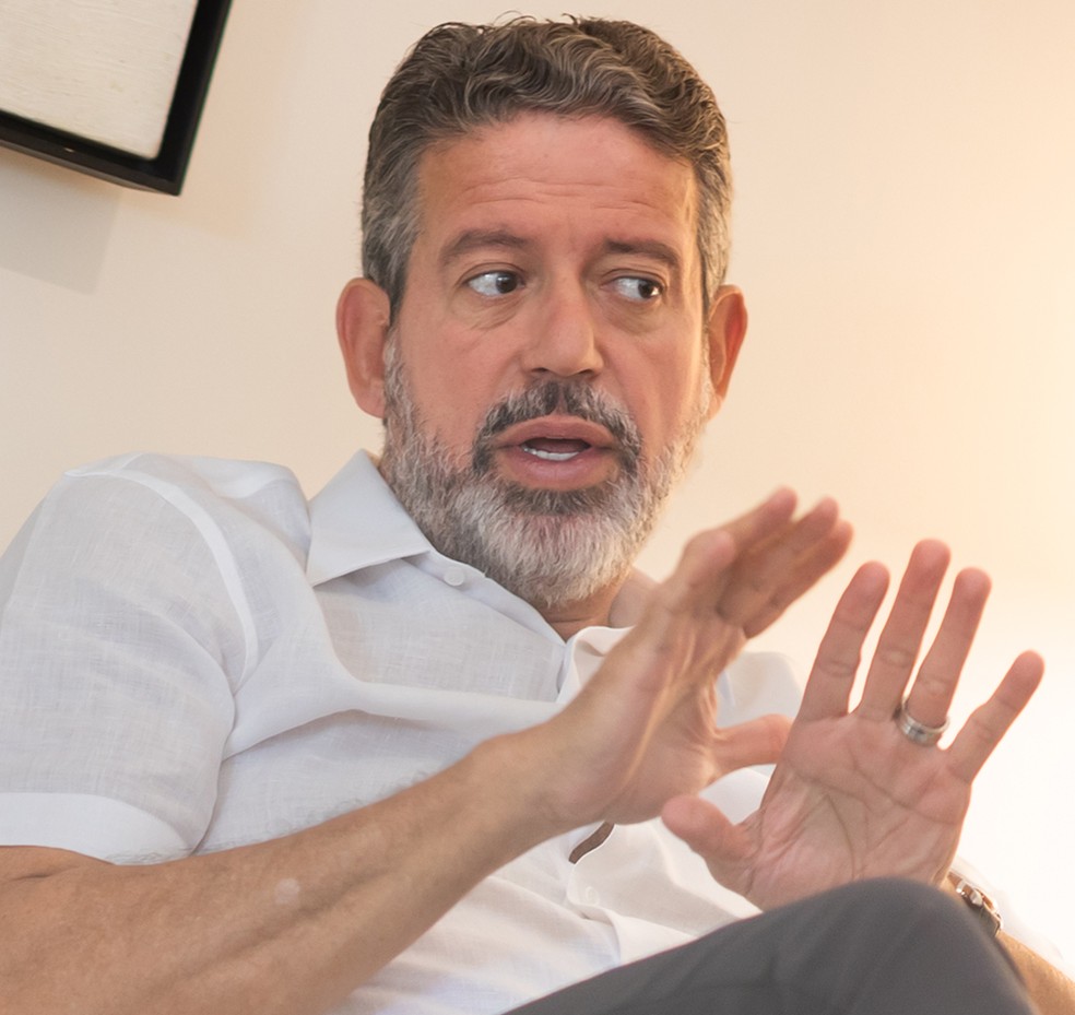 Candidatos resistem a acordo proposto por Lira para eleição | Política ...