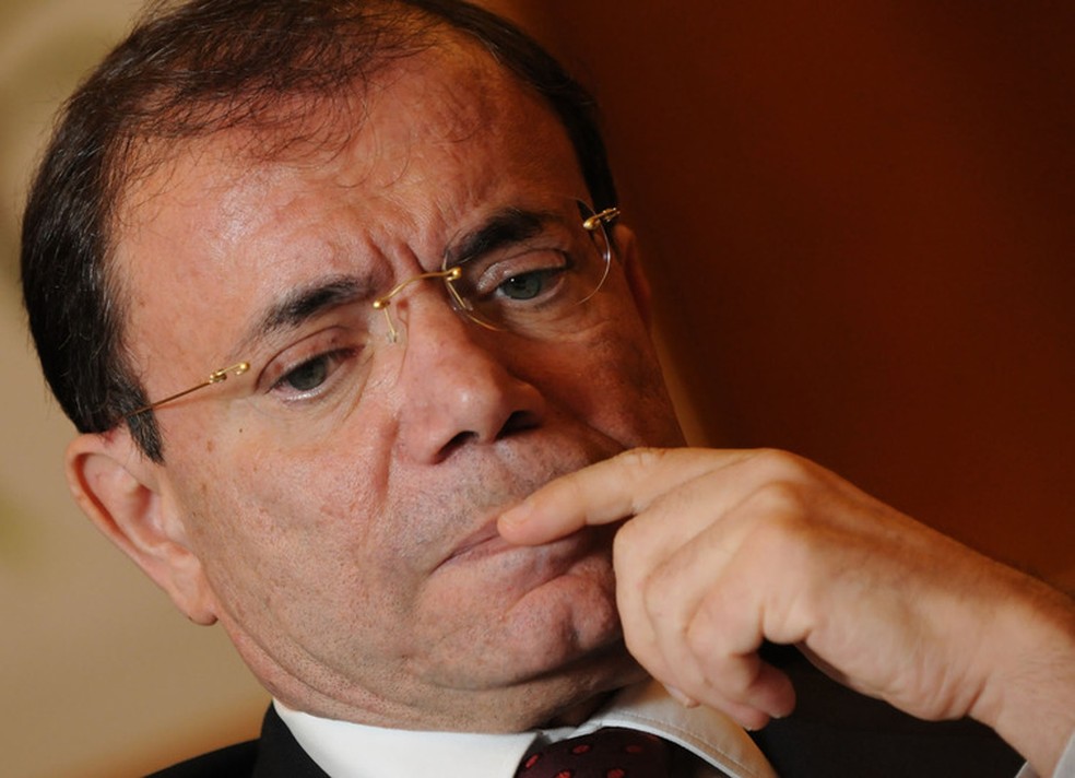 A batalha de Naouri para manter seu império | Empresas | Valor Econômico