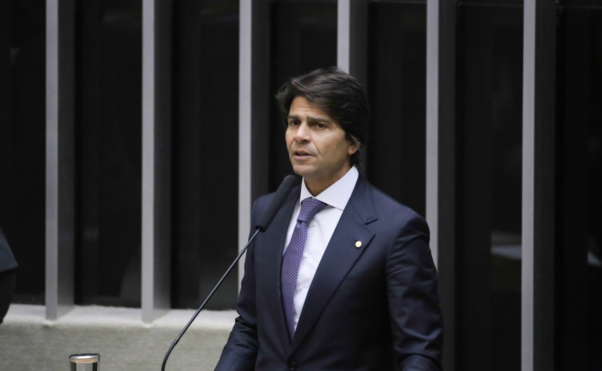Pedro Paulo protocola PEC da reforma administrativa | Política | Valor ...