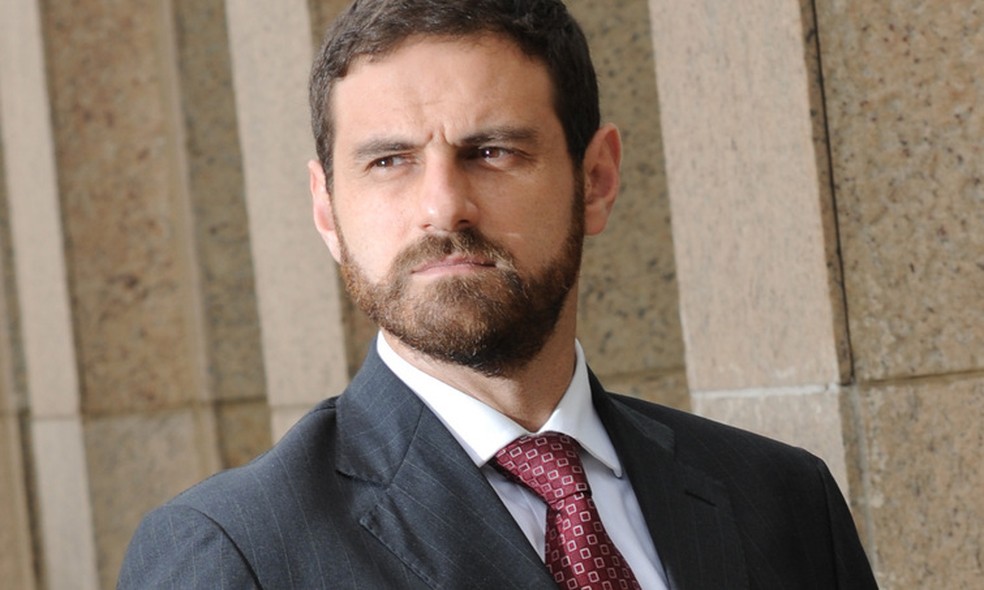 XP contrata Caio Megale como economista-chefe | Finanças | Valor Econômico