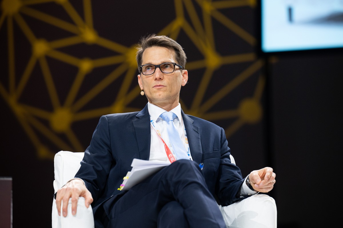 O novo adeus aos juros negativos | Intraday | Valor Econômico
