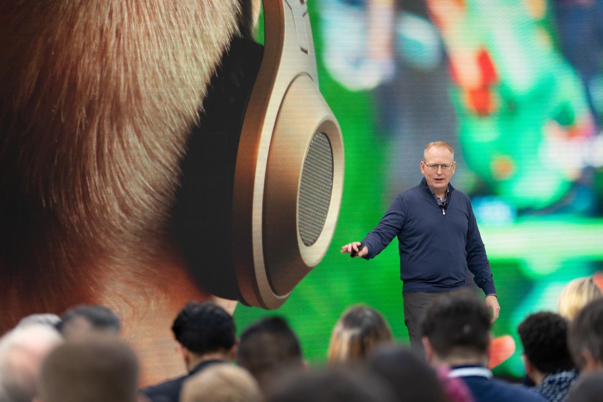 FT: Amazon tenta levar Alexa para fora de casa | Empresas | Valor Econômico